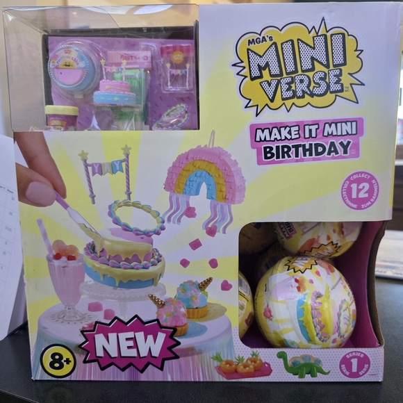 MGA Entertainment | Party Supplies | Mgas Mini Verse Birthday ...